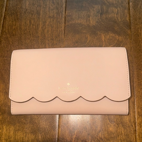kate spade | Bags | Nwot Kate Spade Wallet Price Is Firm | Poshmark